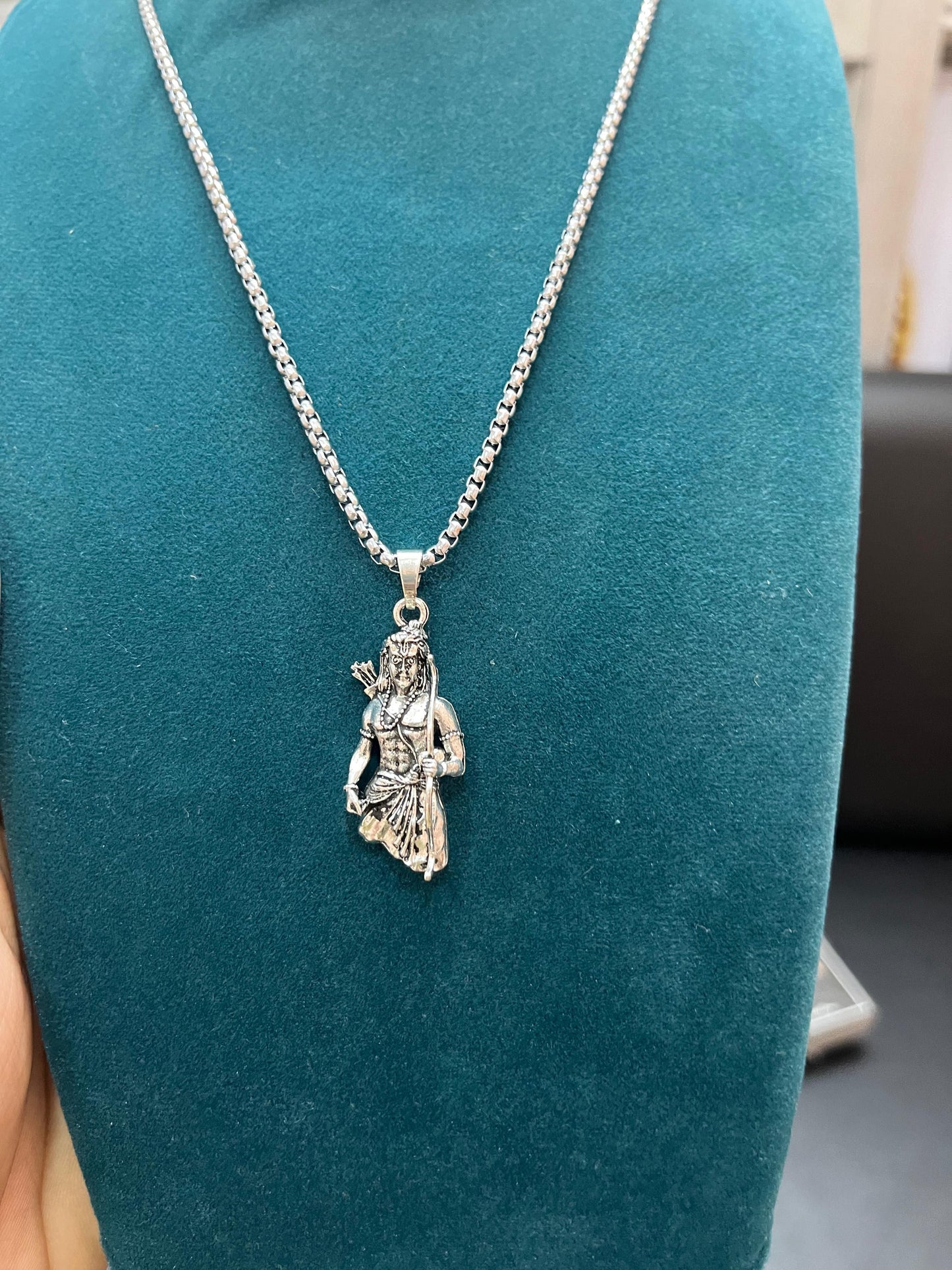 Lord Ram Pendant With Chain – Ram Mandir Store